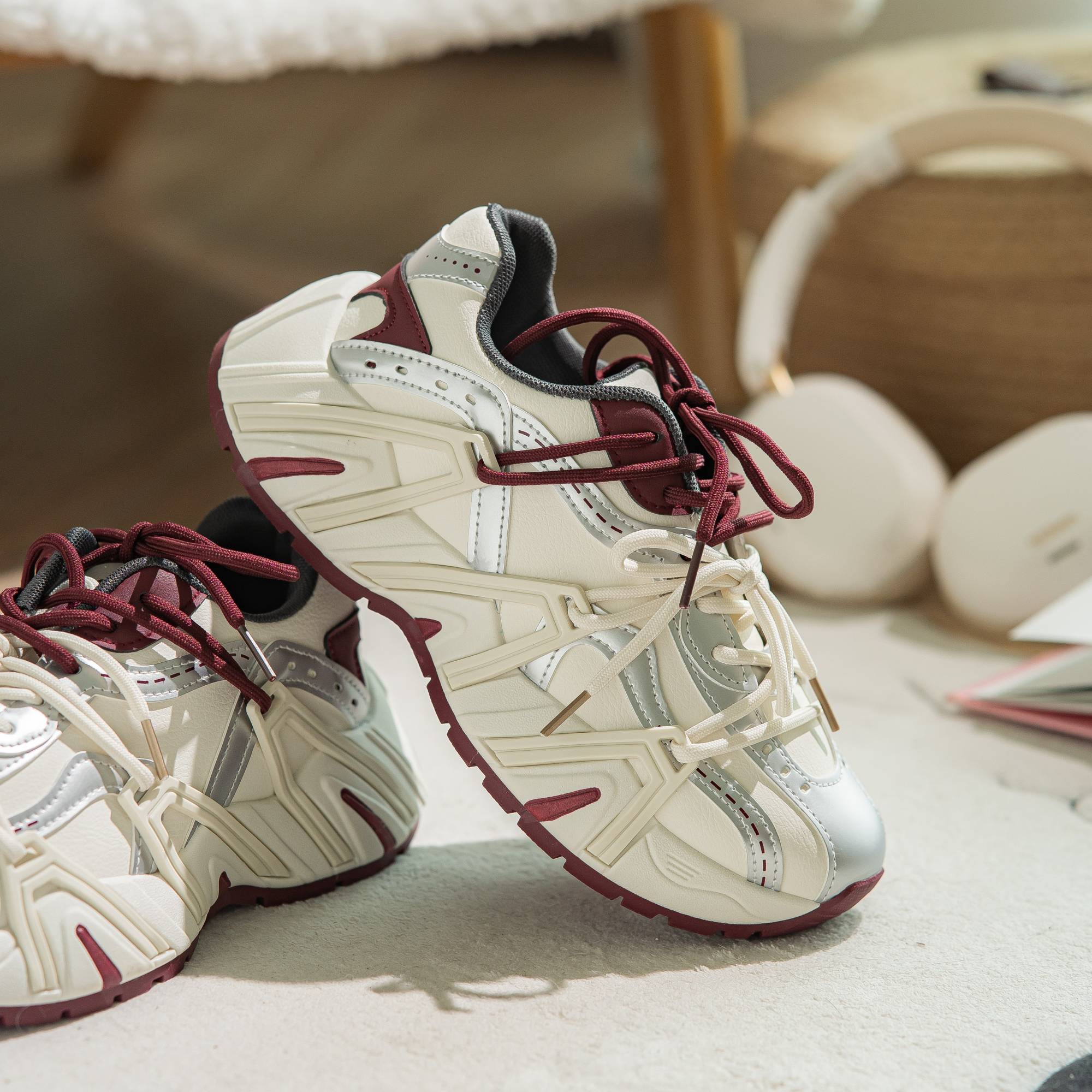 Paris Sneakers 巴黎老爹款